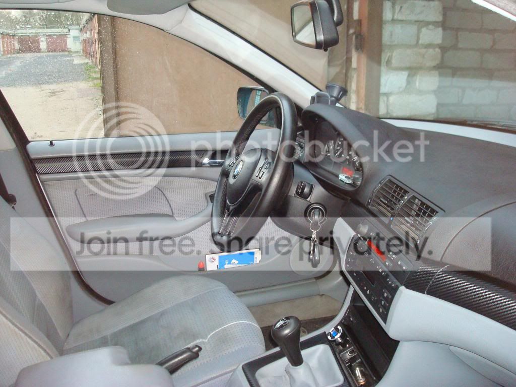 Photoshop request: Black door covers and pillars, for 2 tone interior ...